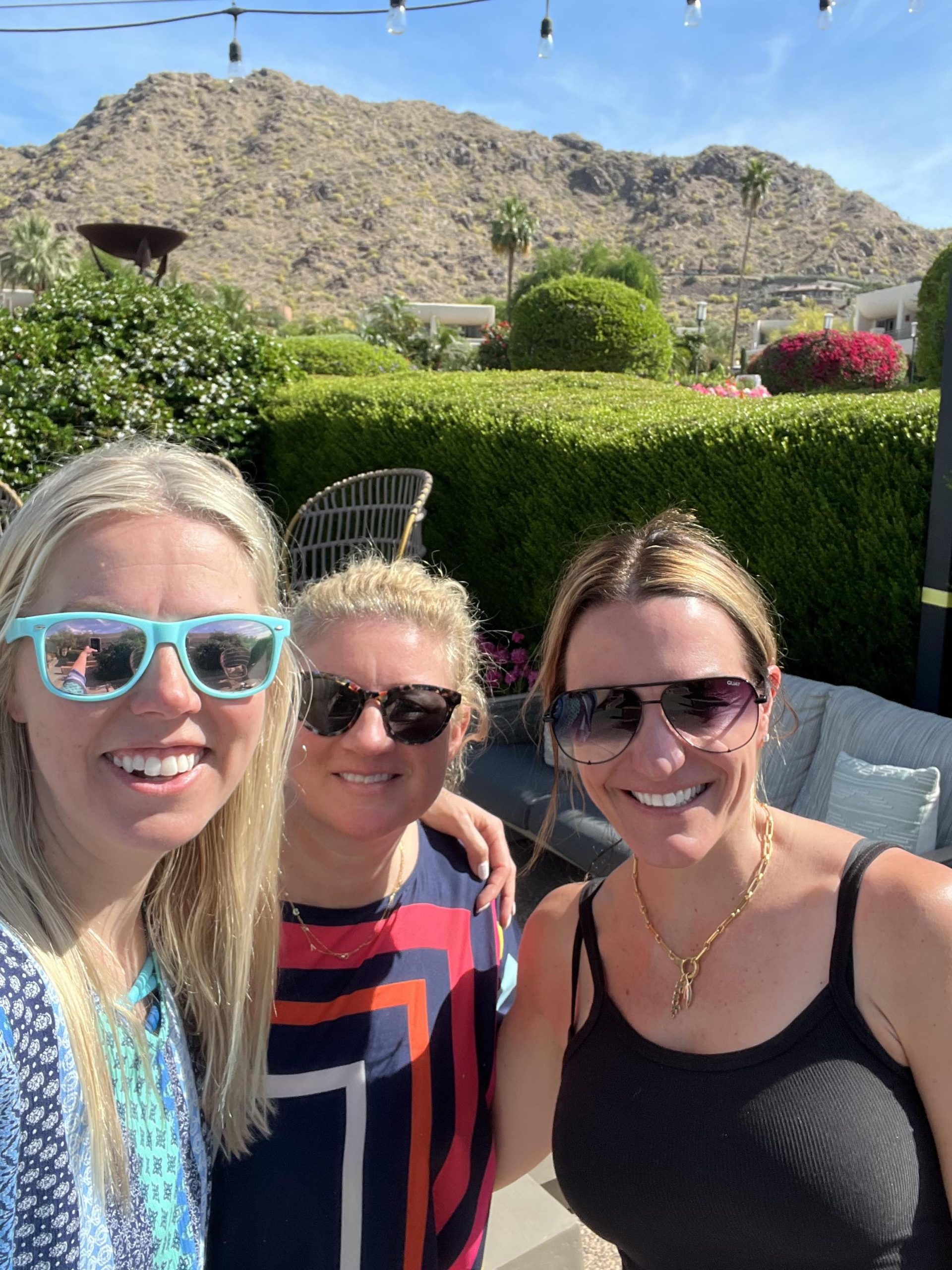 Mom 2.0 Summit in Scottsdale 2023 Recap - Social Media Manager Training ...